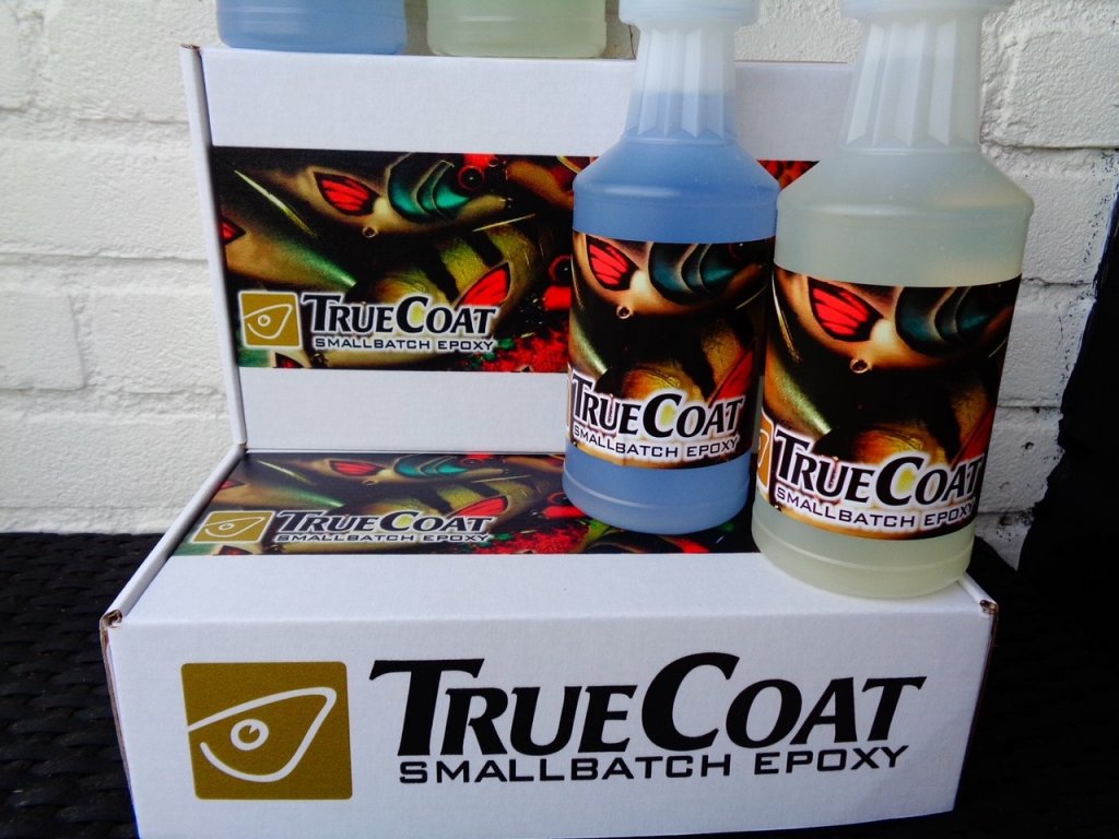 True Coat 2 flaskor om 473ml - Epoxy och Lack - Wvlures.se